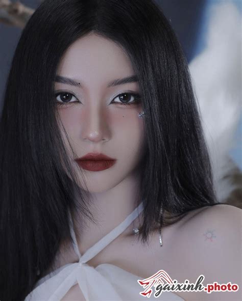 Mất Hồn Với Loạt Ảnh Bâu Krysie The Face Quyến Rũ Mới Nhất