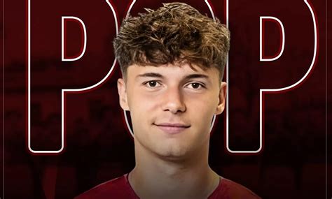 Rareş Pop Prezentat Oficial La Rapid Al Optulea Transfer Realizat De