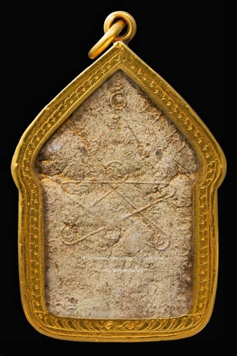 พระขุนแผนผงพรายกุมาร หลวงปู่ทิม วัดระหารไร่ พิมพ์ใหญ่บล็อคสอง ปี2517 กรัญ ระยองพระเครื่อง