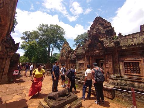 កម្ពុជា នឹងទាក់ទាញទេសចរអន្តរជាតិ ៧ ៥លាននាក់ និងទេសចរផ្ទៃក្នុង១៦លាននាក់ ត្រឹមឆ្នាំ២០២៨ Thmey