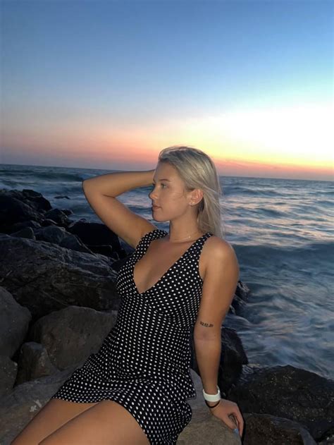 Beach Quickie With Your Favorite Snapchatter Rslutsofsnapchat