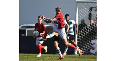 Ужасяващ ЦСКА всеки трети пас е неточен