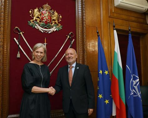 Министърът на отбраната Тодор Тагарев се срещна с посланика на Финландия Н Пр Кристина Кувая