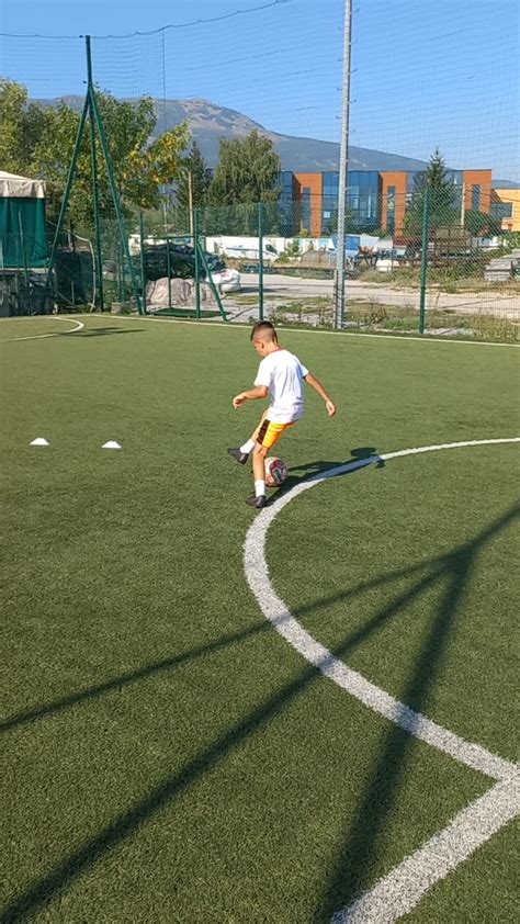 Да станеш в 5 30ч за да стигнеш от Казанлък на време за тренировка в