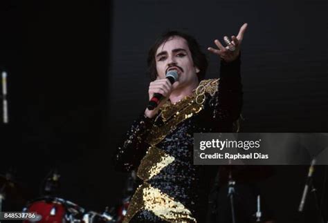 Johnny Hooker Photos And Premium High Res Pictures Getty Images