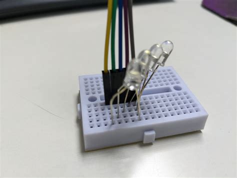 第 06 章 認識 Gpio 與 Led 燈測試
