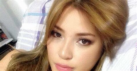 Cerita Panas Tante Bangga Kepadaku Karena Jago Memuaskan Nya Di Atas Ranjang