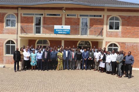 Handover Event Between The Ur Cmhs Outgoing And Incoming Principals College Of Medicine And