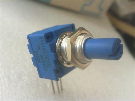 Authentic American 91a1ab24d15l Potentiometer 10k Tripod