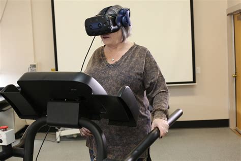 Walking Into A Virtual World A Pilot Randomized Trial Using Virtual Reality And Omnidirectional