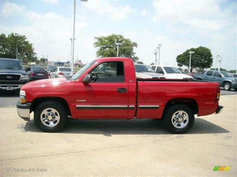 2002 Victory Red Chevrolet Silverado 1500 Ls Regular Cab 15105185