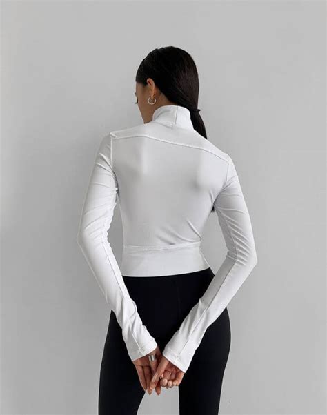 Рашгард стандартної довжини з блискавкою в рубчик білий купити в Києві Спортивні рашгарди в