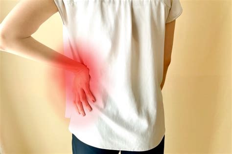 左側だけ腰痛になる原因とは？主な症状や対策について解説