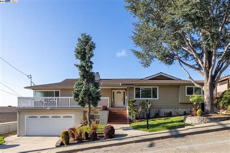 2567 Humboldt Dr San Leandro Ca 94577 See Est Value Schools And More
