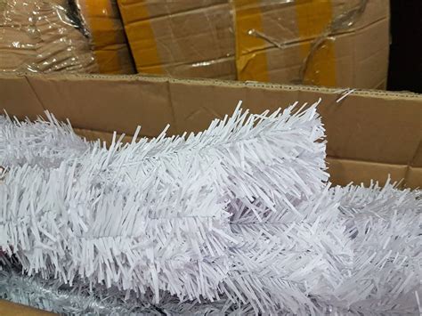 ขายต้นคริสต์มาสราคาถูก ต้นคริสมาส ของตกแต่งต้นคริสต์มาสปลอม Christmas Tree Home Facebook