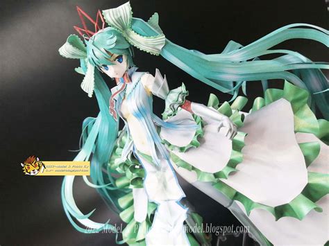 BW 模型 窮酸鬼的鋼普拉 鋼彈 成為你的槍 你的盾 守護最初的心 VOCALOID 初音未來 騎士姬 Hatsune Miku 紙