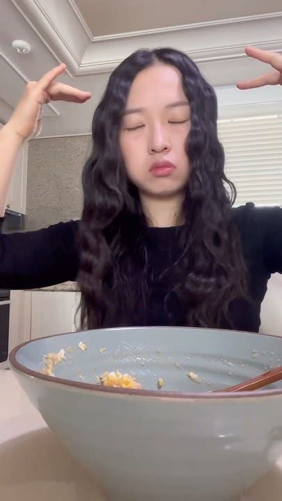 아주 맛남 Shorts 운동하는여자 먹방 Mukbang 명란요리 대학생일상 맛있음 Youtube