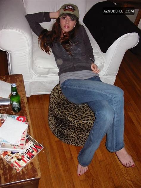 Eliza Swenson Feet Aznudefeet