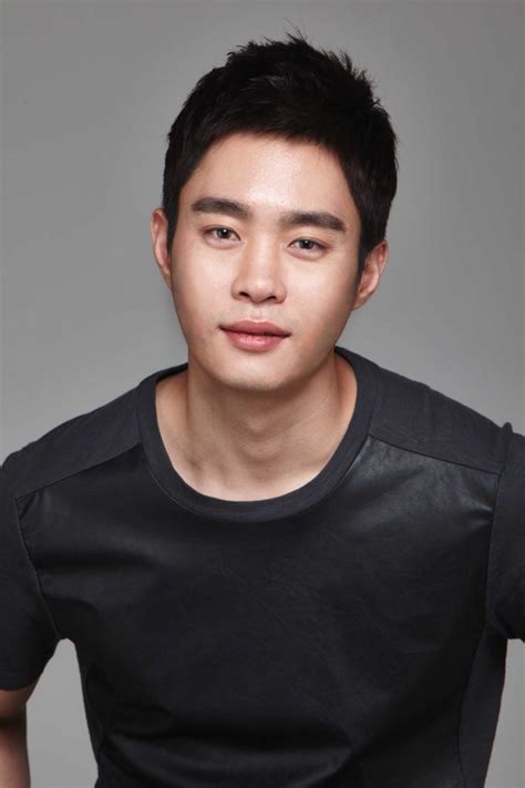 Dong Young's Instagram, Twitter & Facebook on IDCrawl