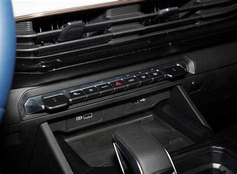 Livan 9 Фото интерьера