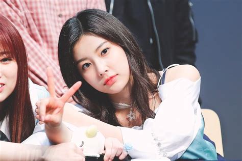 Pin On Hyewon
