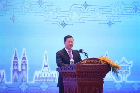 សម្ដេចធិបតី ហ៊ុន ម៉ាណែត៖ វិទ្យាសាស្ត្រ និងបច្ចេកវិទ្យា