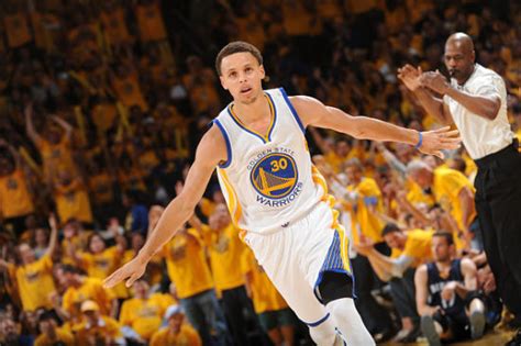 多名记者曝库里获得常规赛mvp 哈登屈居第二篮球 Nba新浪竞技风暴新浪网