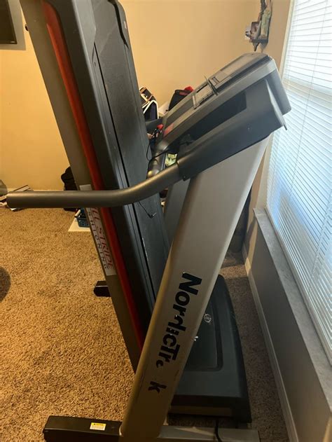 Can Any One Help Me Unfold This Treadmill R Treadmills