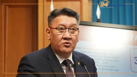 Б Жавхлан Нэмж авч байгаа зээлүүдэд өндөр шалгууртай харам хандаж байгаа