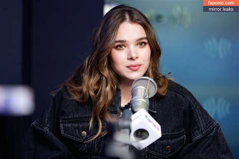 Hailee Steinfeld Aka Haileesteinfeld Nude Leaks OnlyFans Patreon Photo