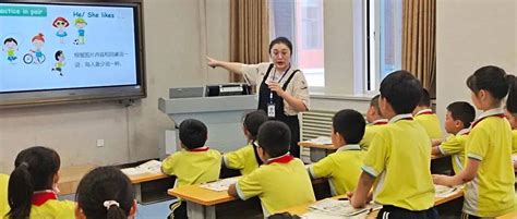 【和美·研训】课例打磨促提升 专家引领明方向 教学 英语 Who