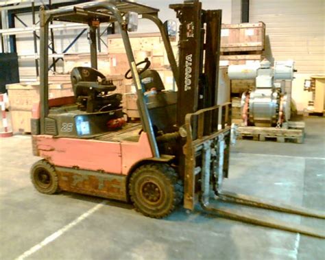 Toyota Fbmf25 Til Salg På Retrade Kan Du Købe Brugt Udstyr Maskiner Køretøjer Og Andet