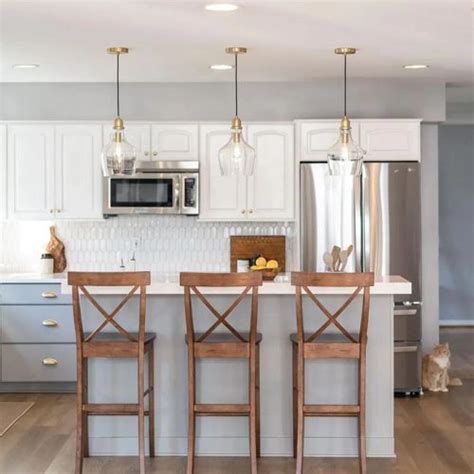 Benjamin Moore Cape May Cobblestone 1474 Paint Color