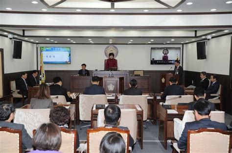 동두천 시의회 제268회 제2차 정례회 개회조례안 7건 등 심의