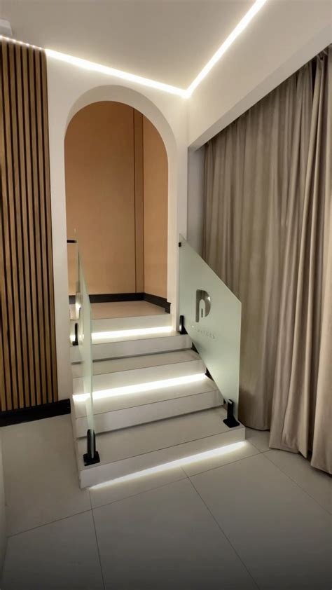 ДУШЕВЫЕ ПЕРЕГОРОДКИ МЕЖКОМНАТНЫЕ ОФИСНЫЕ Козырек является важным элементом как с