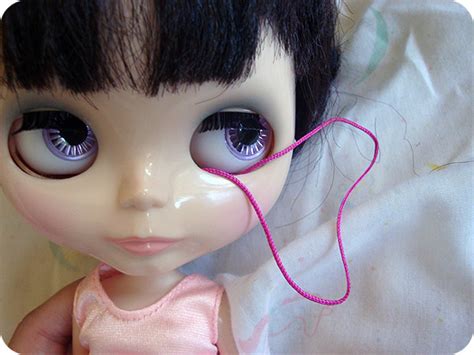 BlytheLife Com DIY Customizing Changing Pullstrings Without Opening The Head
