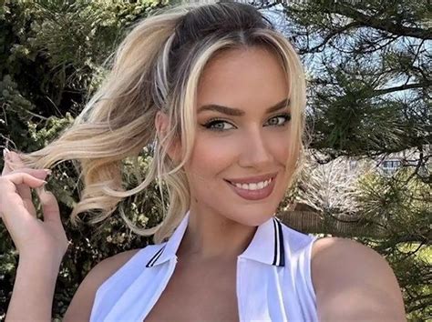 Paige Spiranac Offers Free OnlyPaige Subscription To Fan With Best