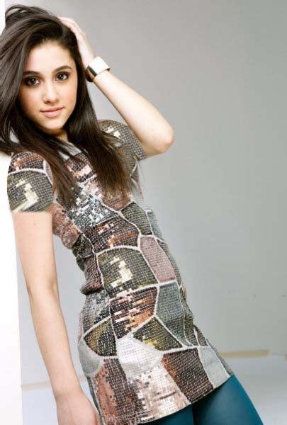 عکس ها و شات های اریانا گراند♥