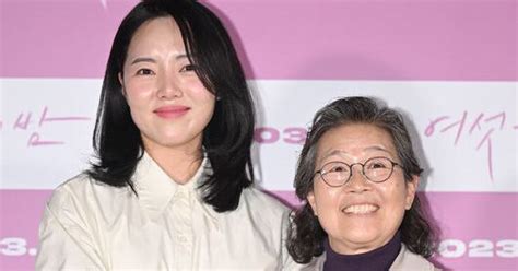 사진 강진아 변중희모녀 연기