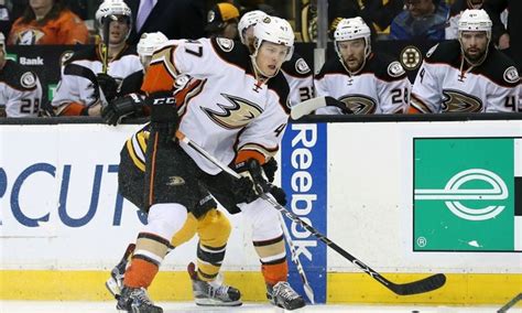 Tierney Probert Sheldon Kennedy Right And Dani Probert Prepare To