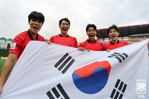 U20 월드컵 나서는 김은중호 21인 엔트리 발표…강성진·김용학 등 발탁 뉴스1