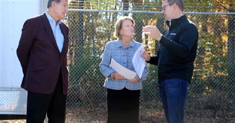 Sens Manchin And Capito See New Broadband Technology In Kingwood