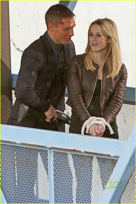 Reese Witherspoon All Tied Up With Tom Hardy And Chris Pine Photo