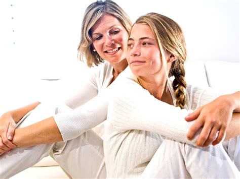 Cómo hablo con mi hijo de sexualidad Adolescentes