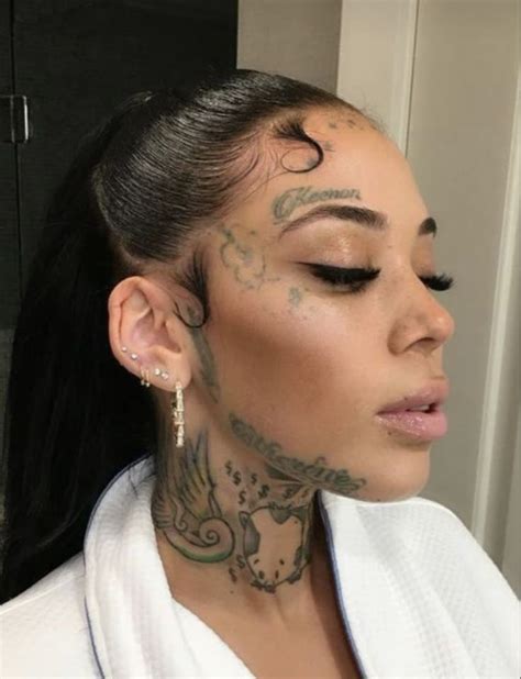 ᑭiᑎ ᑌᖇᗷᗩᑎᗷᖇᗩttiᗴ ʕ•ᴥ•ʔ Girl Face Tattoo Small Face Tattoos Face