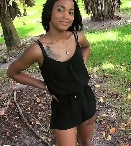 Minnie Smalls Model Profile Indexxx Com