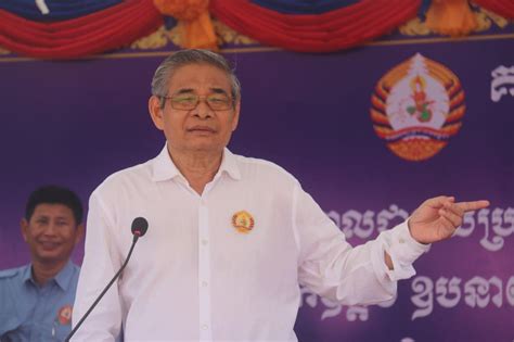 ឯកឧត្តមឧបនាយករដ្ឋមន្ត្រី យឹមឆៃលី ជួបសំណេះសំណាលជាមួយសមាជិកបក្សប្រជាជនកម្ពុជា ជាង ៨ ០០០នាក់