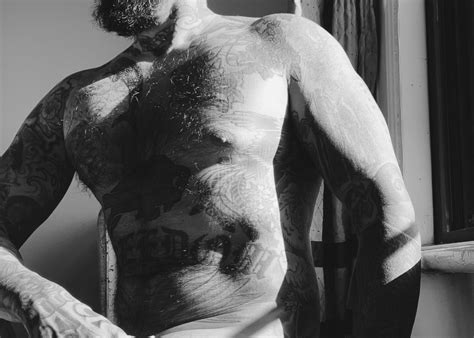 Why I Sit Naked In The Sun Every Morning The Swinging Solution