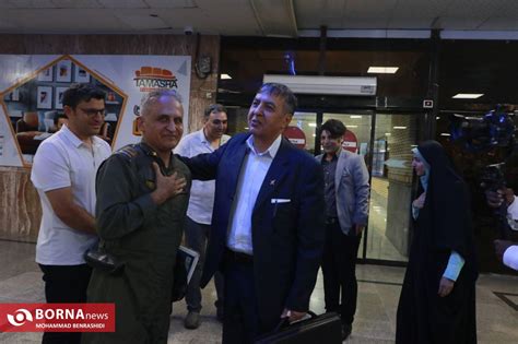 رونمایی از سردیس خلبان محمود اسکندری در خرمشهر