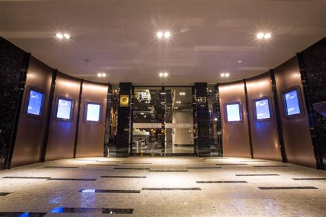 高雄頭等艙飯店站前館客房住宿可選購含早餐或不含早餐 KKday